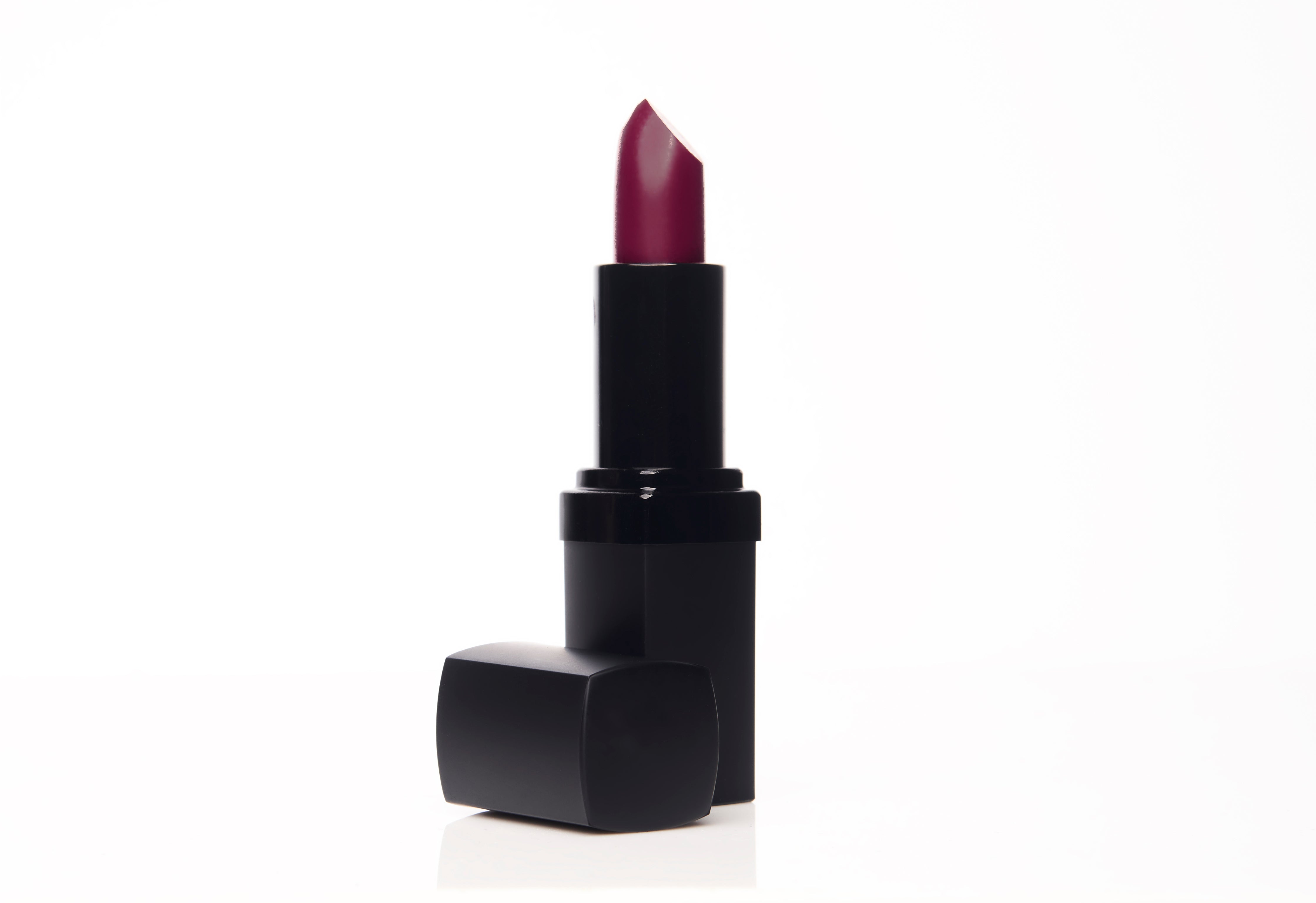 I AM RESILIENT (BERRY RED) – EVOLUTION OF ROUGE